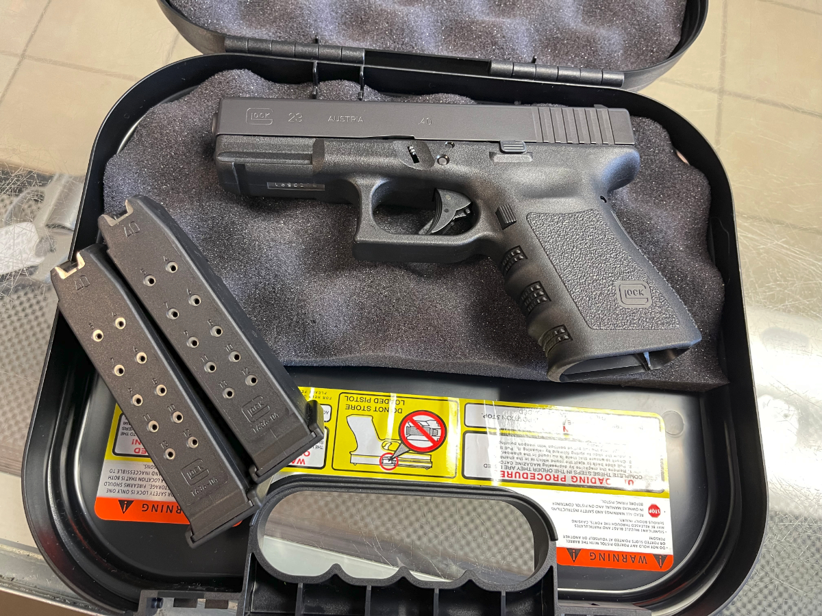 Glock G23 Gen3 Compact 4.02 Inch Barrel 13+1 Capacity Rail Frame ...