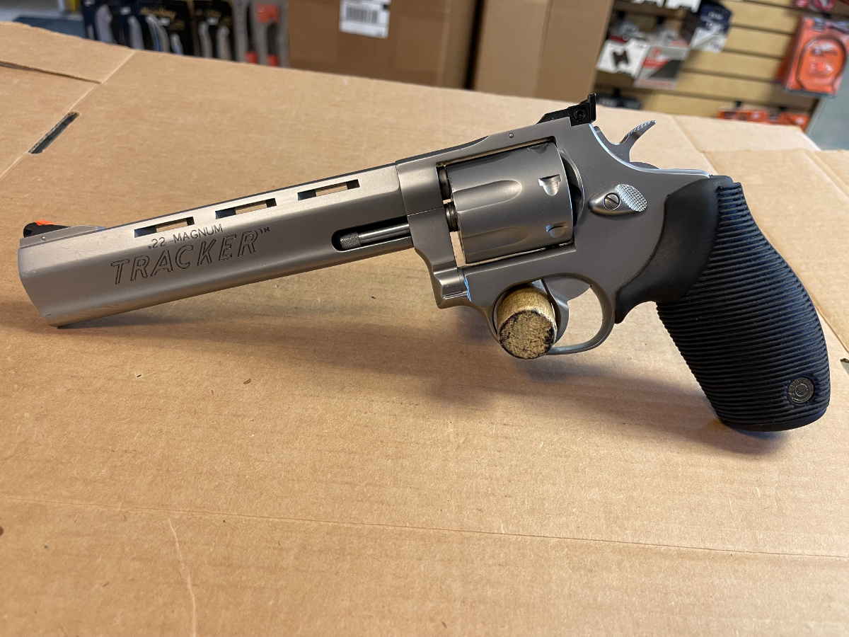 Taurus Model Tracker 6.5 Inch Vent Rib Barrel Stainless Finish 7 Round ...