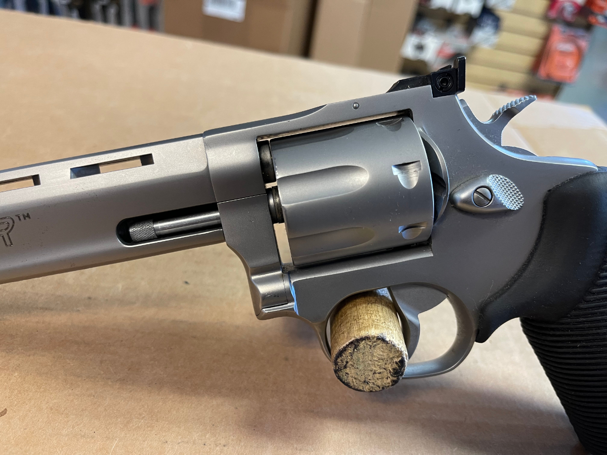 Taurus Model Tracker 6.5 Inch Vent Rib Barrel Stainless Finish 7 Round ...