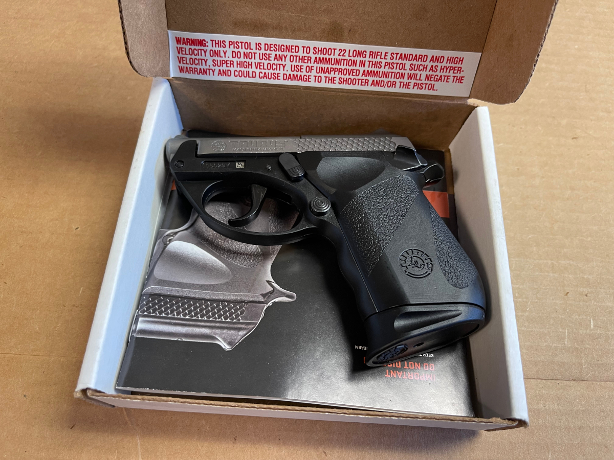Taurus PT-22 DAO 22 LR Caliber with 2.80 Inch Barrel 8+1 Capacity Matte ...