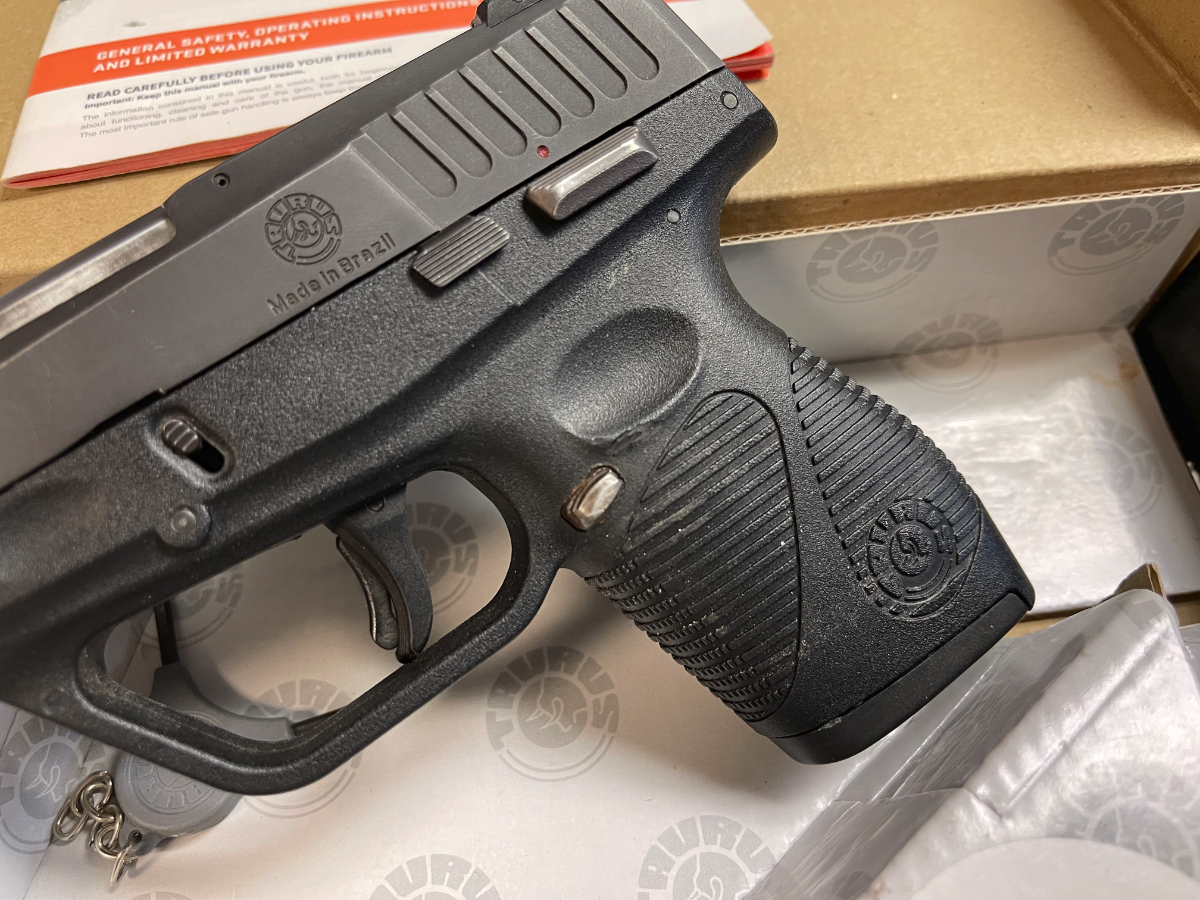 Taurus Model 709 Slim Semi-Auto Pistol 3.2 Inch Barrel Black Finish One ...