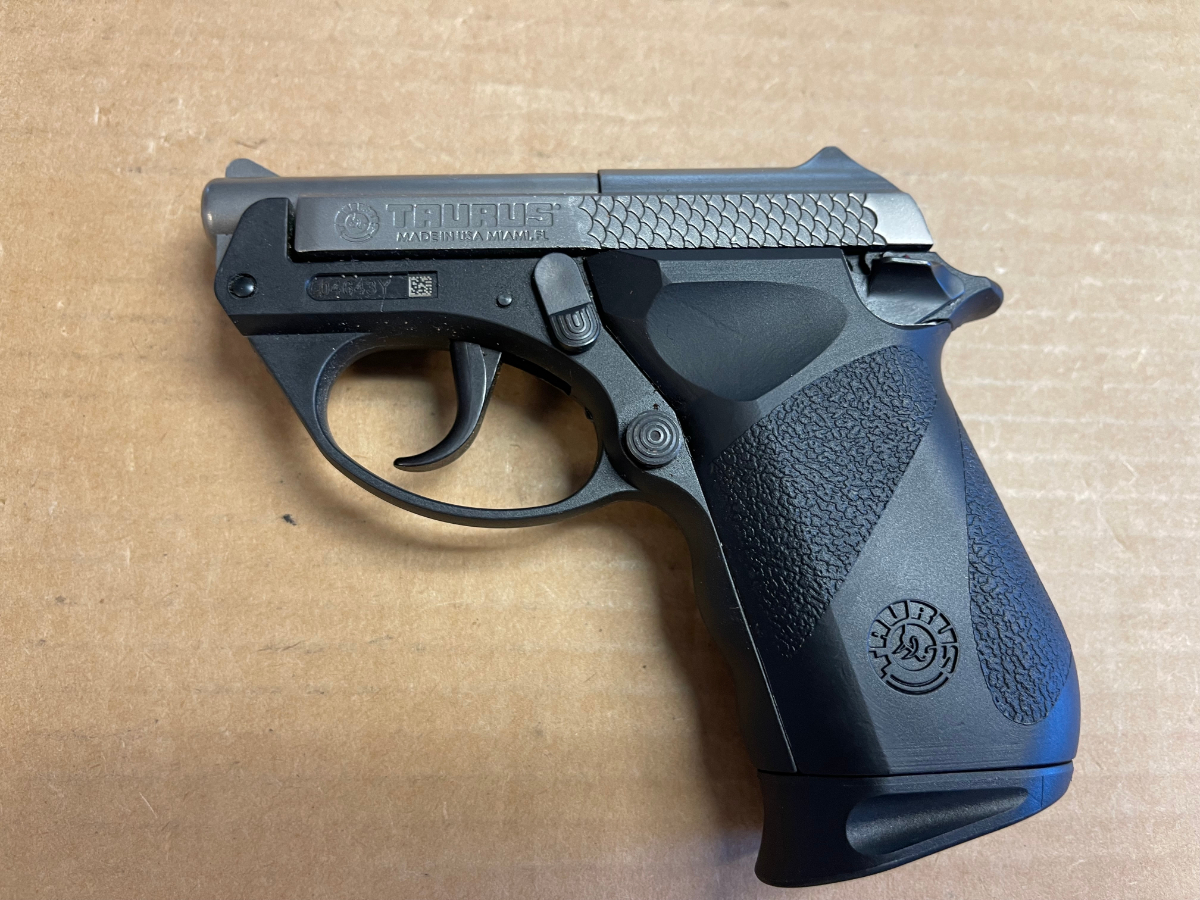 Taurus Pt-22 Dao 22 Lr Caliber With 2.80 Inch Barrel 8+1 Capacity Matte ...