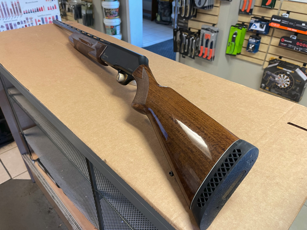 Browning Model B-80 Semi-Auto Shotgun 28 Inch Barrel 4 Choke Tubes Hi ...