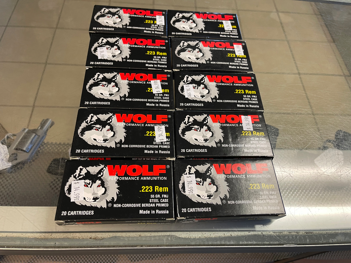 200 ROUNDS Wolf .223 Remington Ammo 55gr FMJ NEW IN BOXES!!!