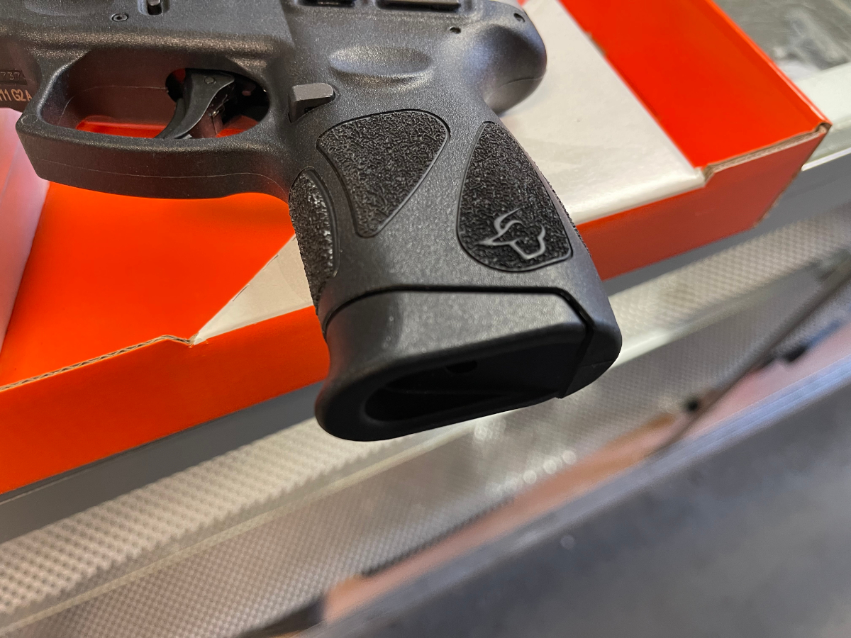 Taurus G2C 3.20 Inch Barrel 12+1 Capacity Black Finish Picatinny Rail ...