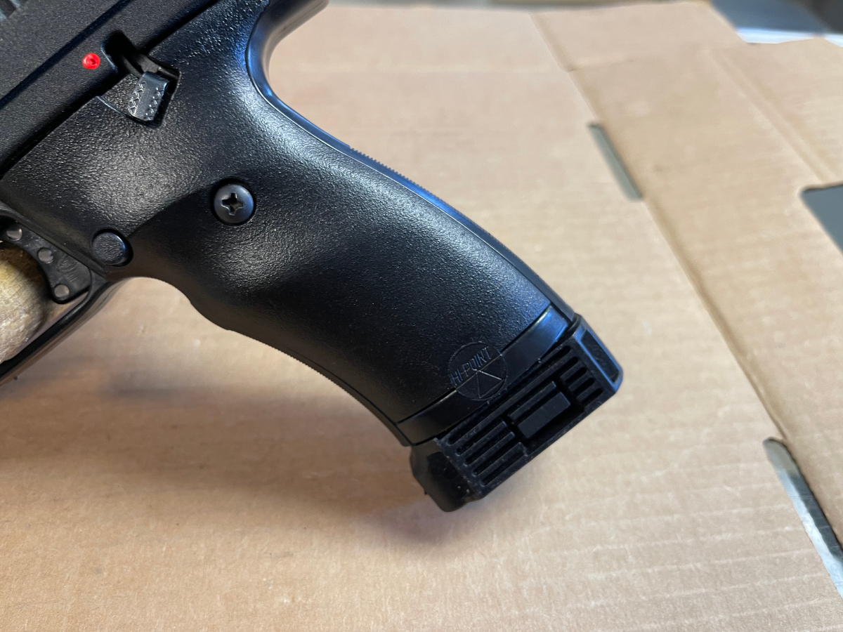 Hi Point Model Jcp Semi-Auto Pistol 4.5 Inch Barrel 10+1 Magazine .40 S ...