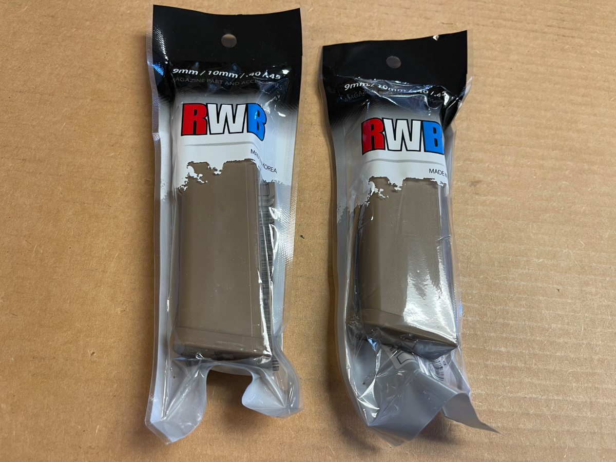 TWO RWB MAG GLOCK 17 9MM 17RD STEEL LINED TAN Top quality new magazines ...