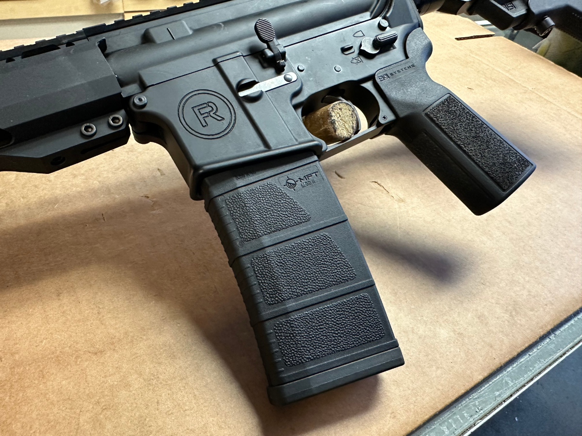 Radical Firearms Model Rf-15 Semi-Auto Rifle Front/Rear Pop Up Sights ...