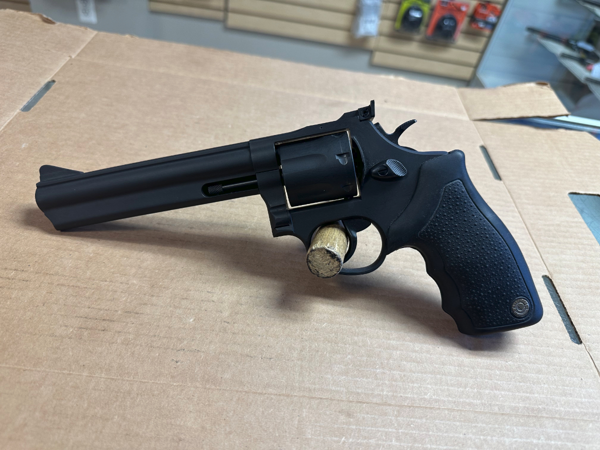 Taurus Model 66 6 Inch Barrel 7rd Capacity Matte Black Oxide Finish Adjustable Rear Sight ...