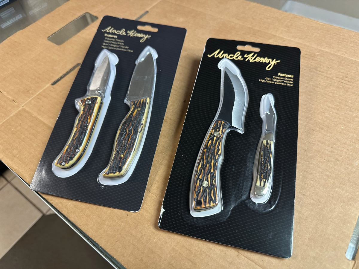 TWO BRAND NEW SETS OF SCHRADE UNCLE HENRY KNIVES WITH SHEATHS NEW IN ...