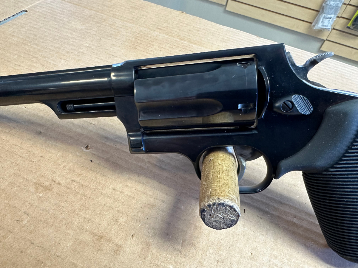 Taurus Judge 45 Colt (LC) Caliber or 2.50" 410 Gauge with 6.50" Barrel ...