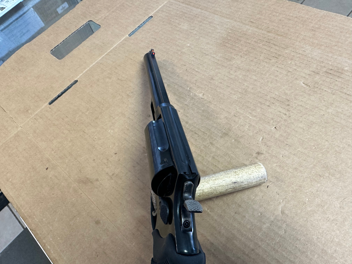 Taurus Judge 45 Colt (Lc) Caliber Or 2.50" 410 Gauge With 6.50" Barrel ...