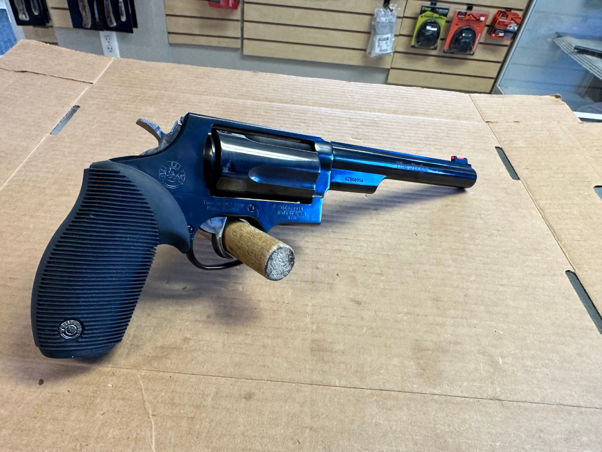 Taurus Judge 45 Colt (Lc) Caliber Or 2.50" 410 Gauge With 6.50" Barrel ...