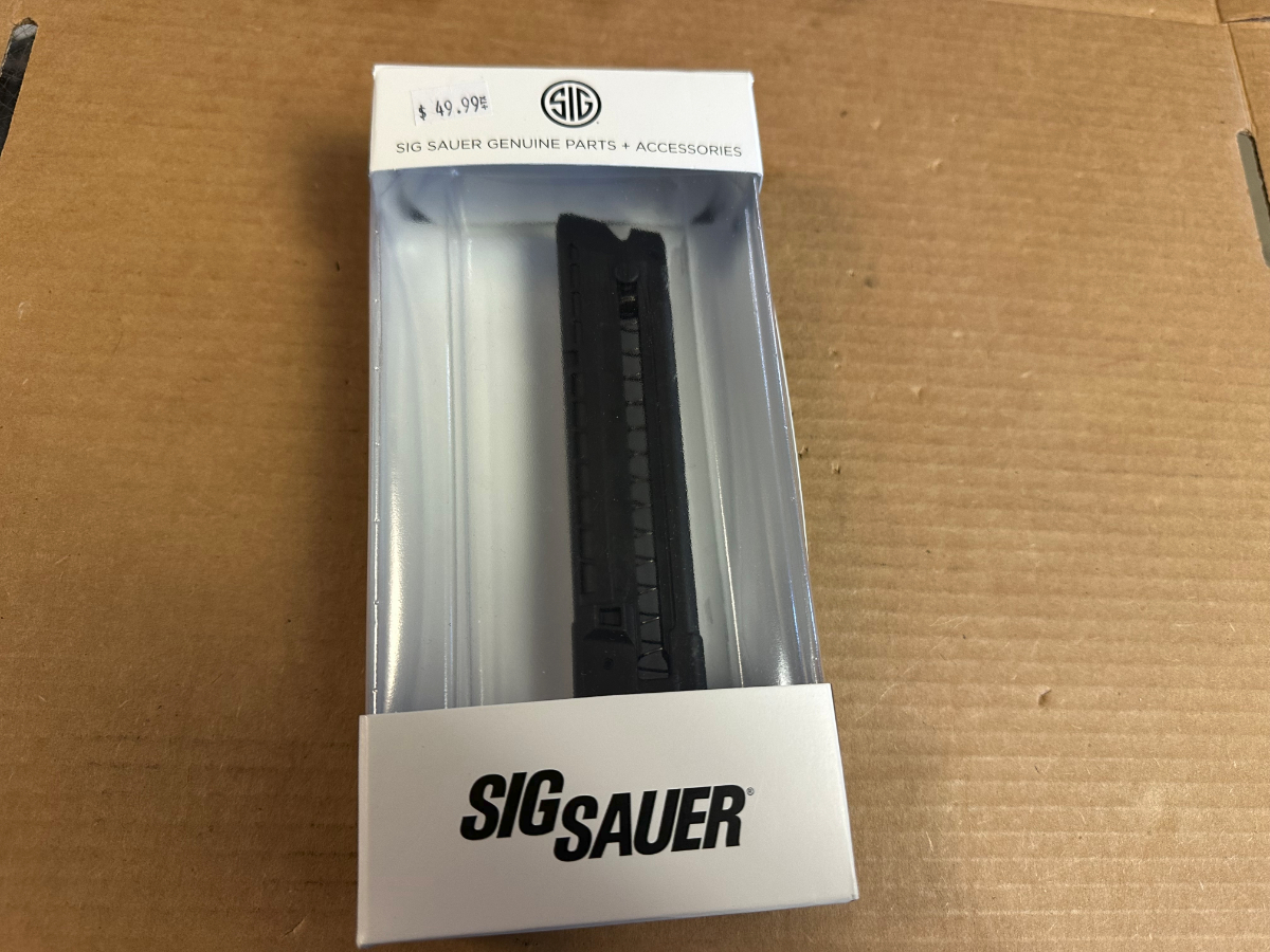 SIG Sauer 8900746 P322 25rd 22 LR For SIG P322, Black Polymer NEW IN ...
