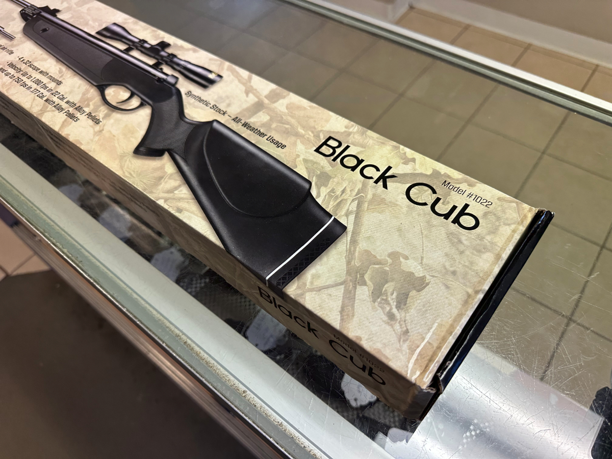 Beeman 1022 Black Club Spring Piston 1rd 177, 22 Pellet 4x32mm Scope ...