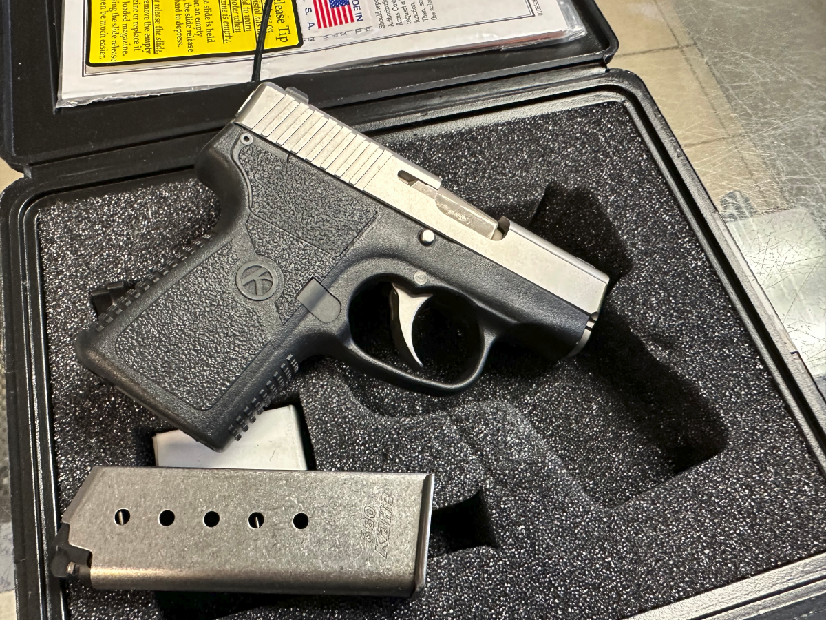 Kahr Arms Model P380 Semi-Auto Pistol 2.5 Inch Barrel 6+1 Magazine Very ...