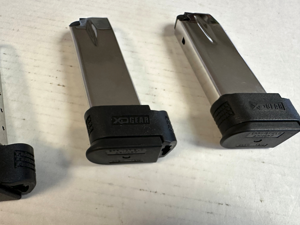 THREE 12 ROUND SPRINGFIELD ARMORY 40 S&W MAGAZINES WITH MAG SLIDES NICE ...