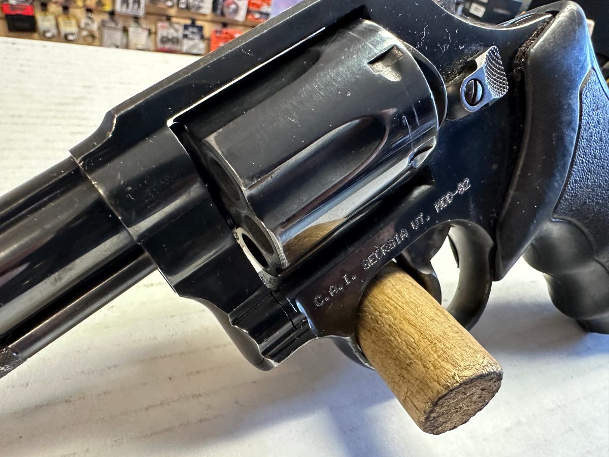 Taurus Model 82 6 Shot Revolver 4 Inch Barrel Blued Finish Good ...