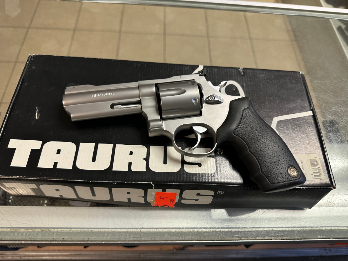 Taurus Model 44 4 Inch Ported Barrel 6rd Capacity Cylinder Matte Finish ...