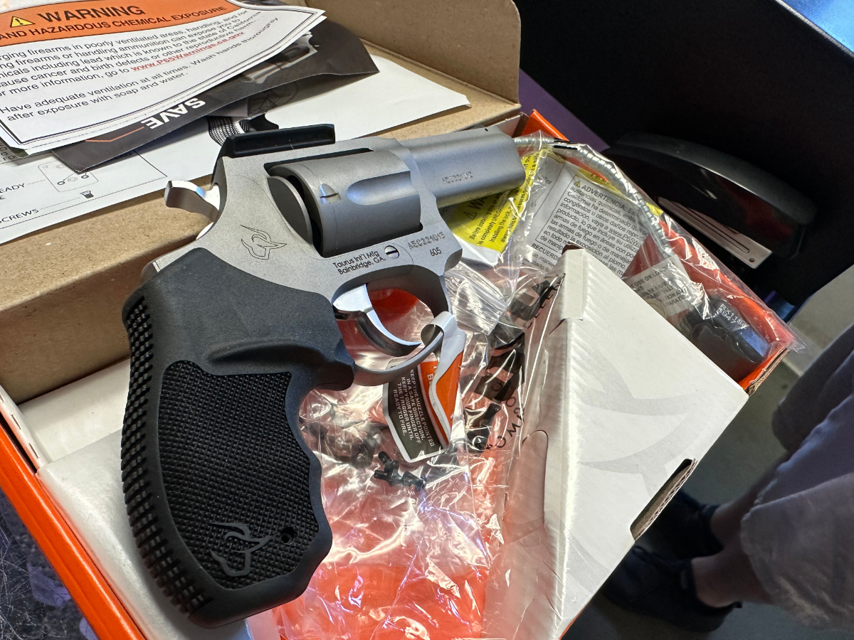 Taurus 605 T. O. R. O. 5rd Shot 3 Inch Stainless Steel Barrel Stainless ...