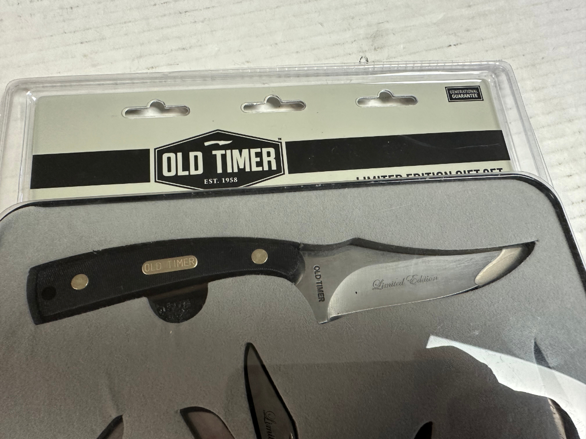 Old Timer Knife Sharpfinger W/ 2 Folders Saw Cut Factory New With ...