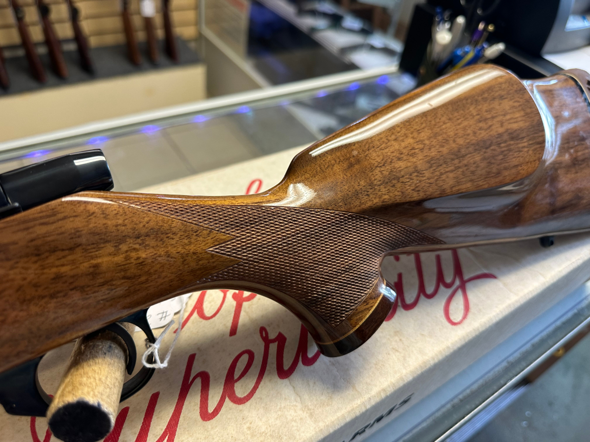 Weatherby Model Vanguard Deluxe Monte Carlo High Gloss Stock 24 Inch ...