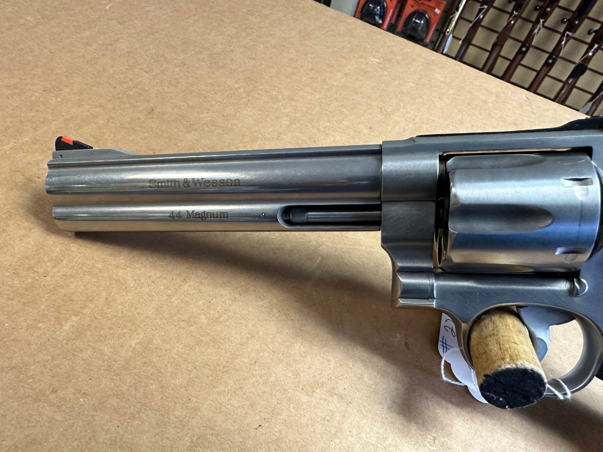 Smith & Wesson Model 629 Classic 6 Shot Stainless Revolver 6 Inch ...