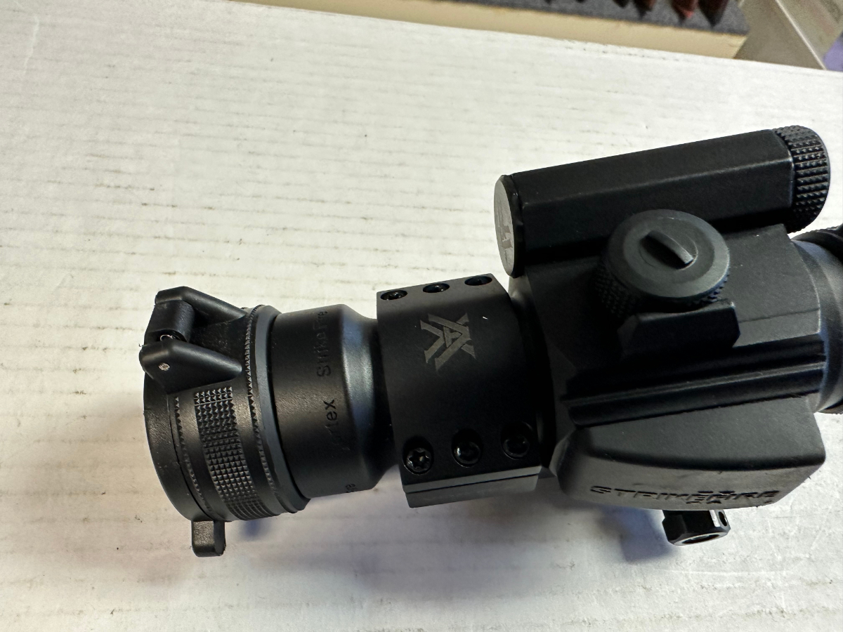 Vortex Optics VORTEX STRIKE FIRE GREEN DOT OPTIC IN EXCELLENT USED ...