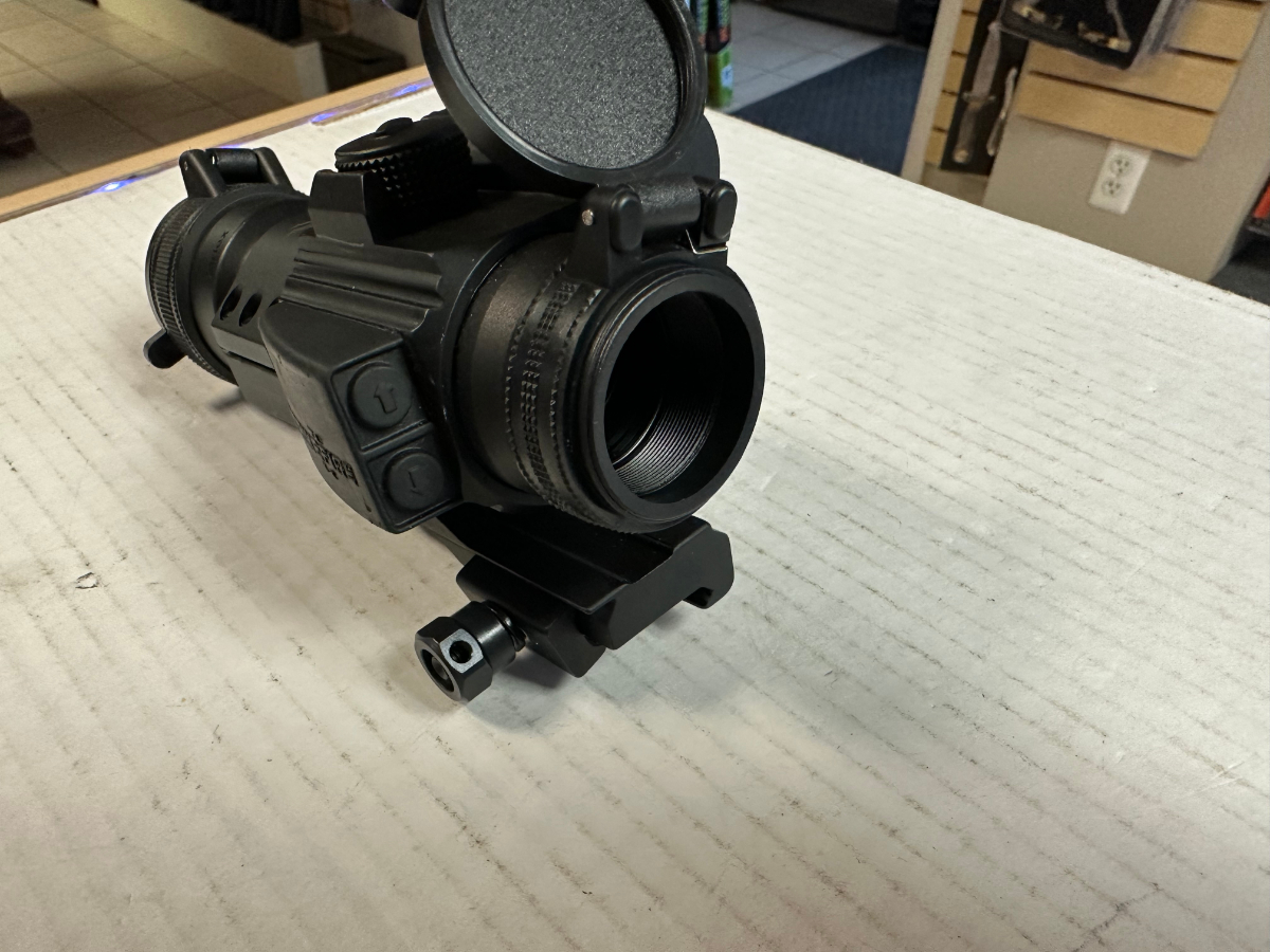 Vortex Optics VORTEX STRIKE FIRE GREEN DOT OPTIC IN EXCELLENT USED ...