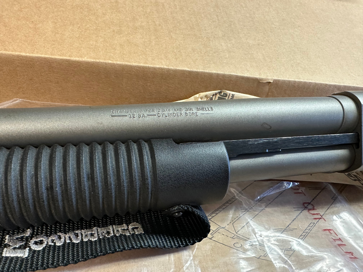Mossberg Shockwave 590 Raptor 14 Inch Barrel 12 Gauge Pump Action ...