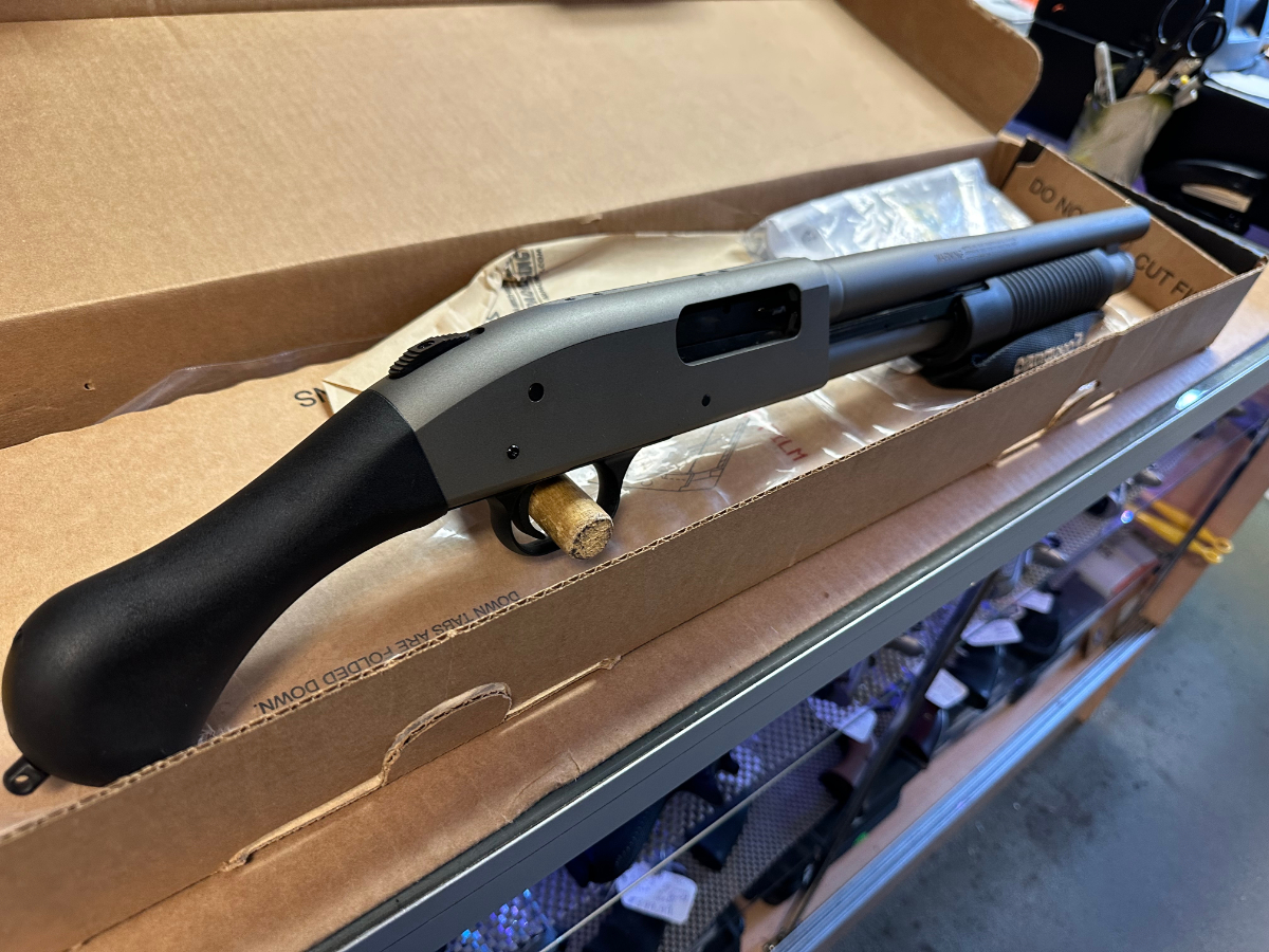 Mossberg Shockwave 590 Raptor 14 Inch Barrel 12 Gauge Pump Action ...