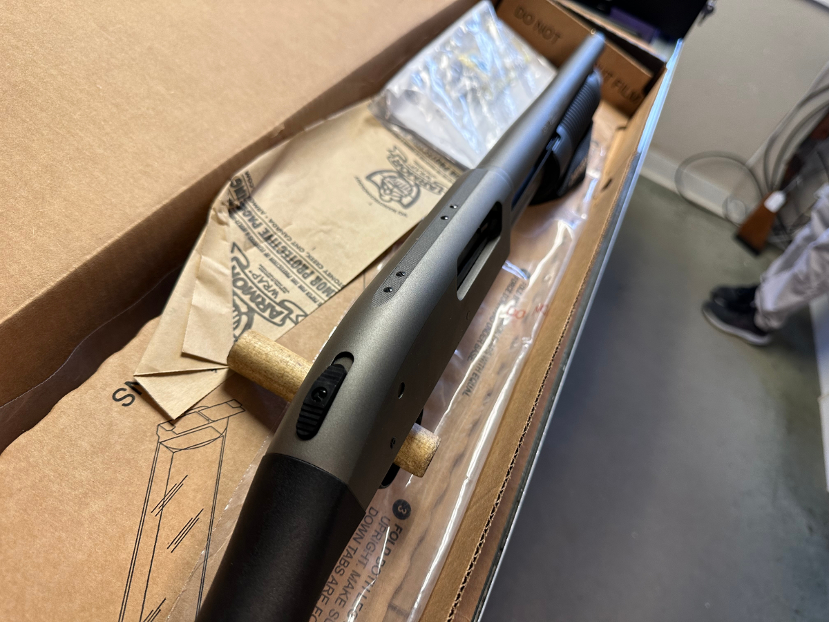 Mossberg Shockwave 590 Raptor 14 Inch Barrel 12 Gauge Pump Action ...