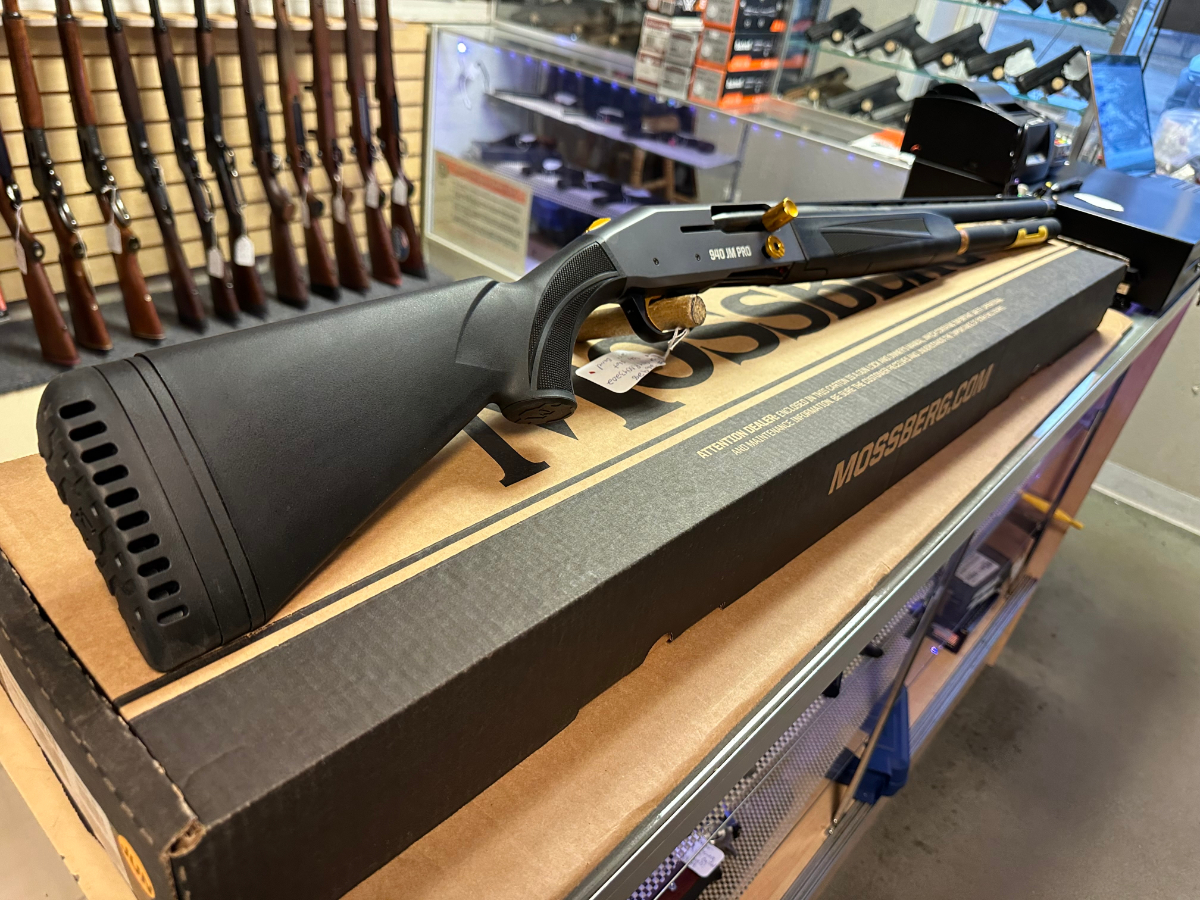 Mossberg Model 940 Pro Series Jerry Miculek 5 Shot Semi Automatic ...