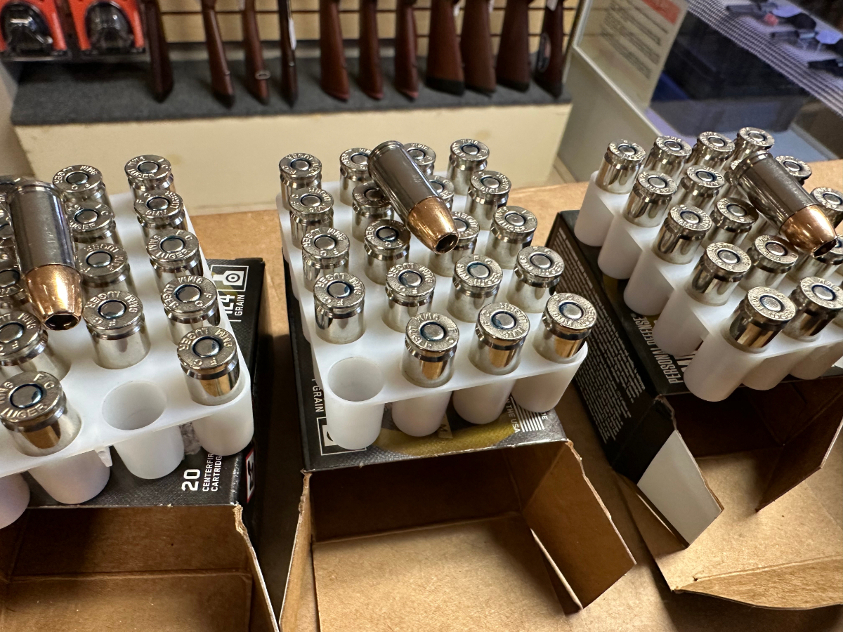 233 ROUNDS ASSORTED RIFLE AND PISTOL AMMUNITION ALL NEW IN BOXES ...