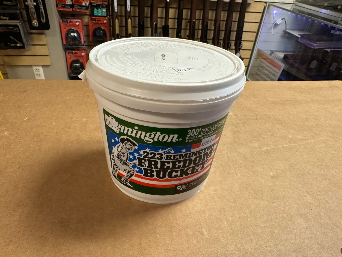 300 ROUNDS Remington Ammunition 23897 UMC Freedom Bucket 223 Rem 55 gr ...