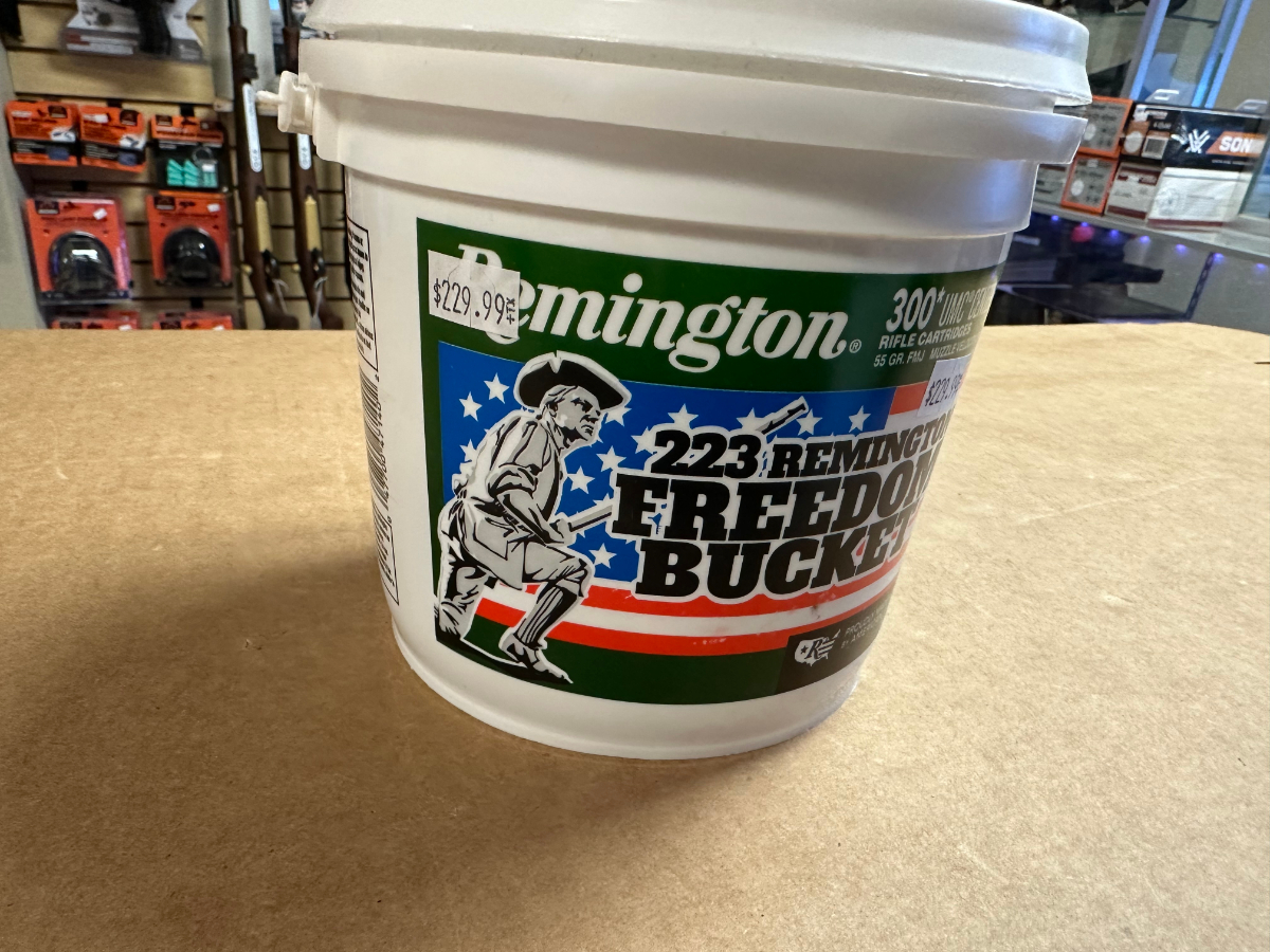 300 ROUNDS Remington Ammunition 23897 UMC Freedom Bucket 223 Rem 55 gr ...