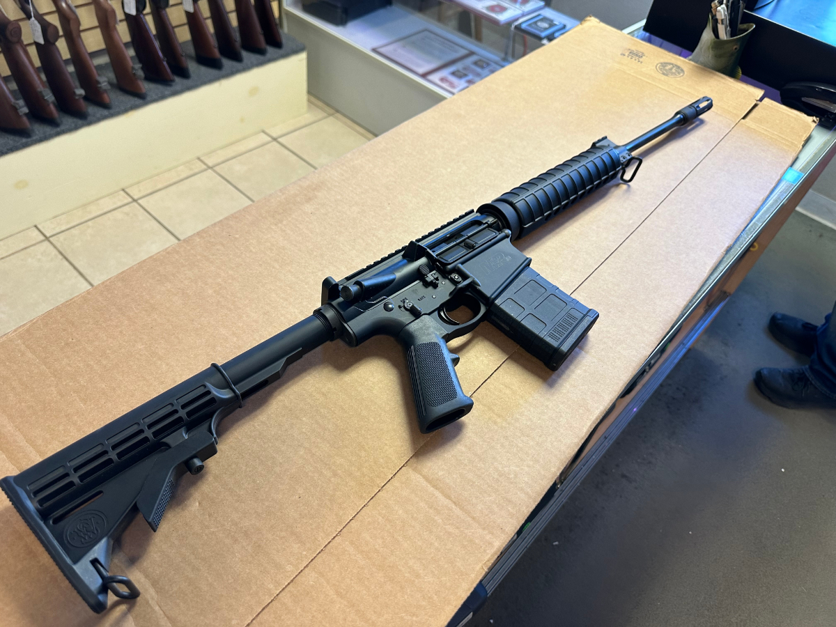 Smith & Wesson M&P10 Optic Ready 20+1 18" Armornite Barrel, Black 6 ...