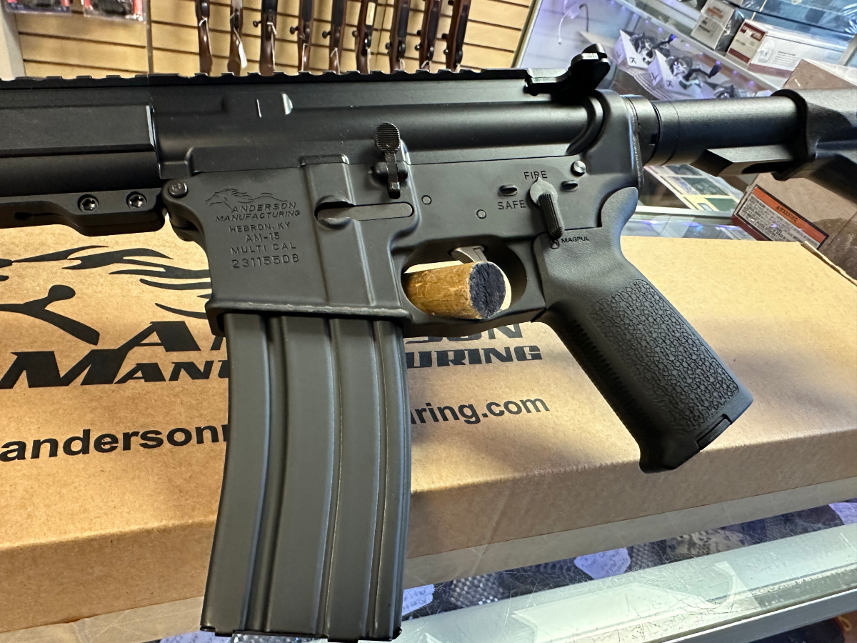 Anderson Am-15 Pro 30+1 16", Black, 15" M-Lok, Magpul Grip & Carbine ...