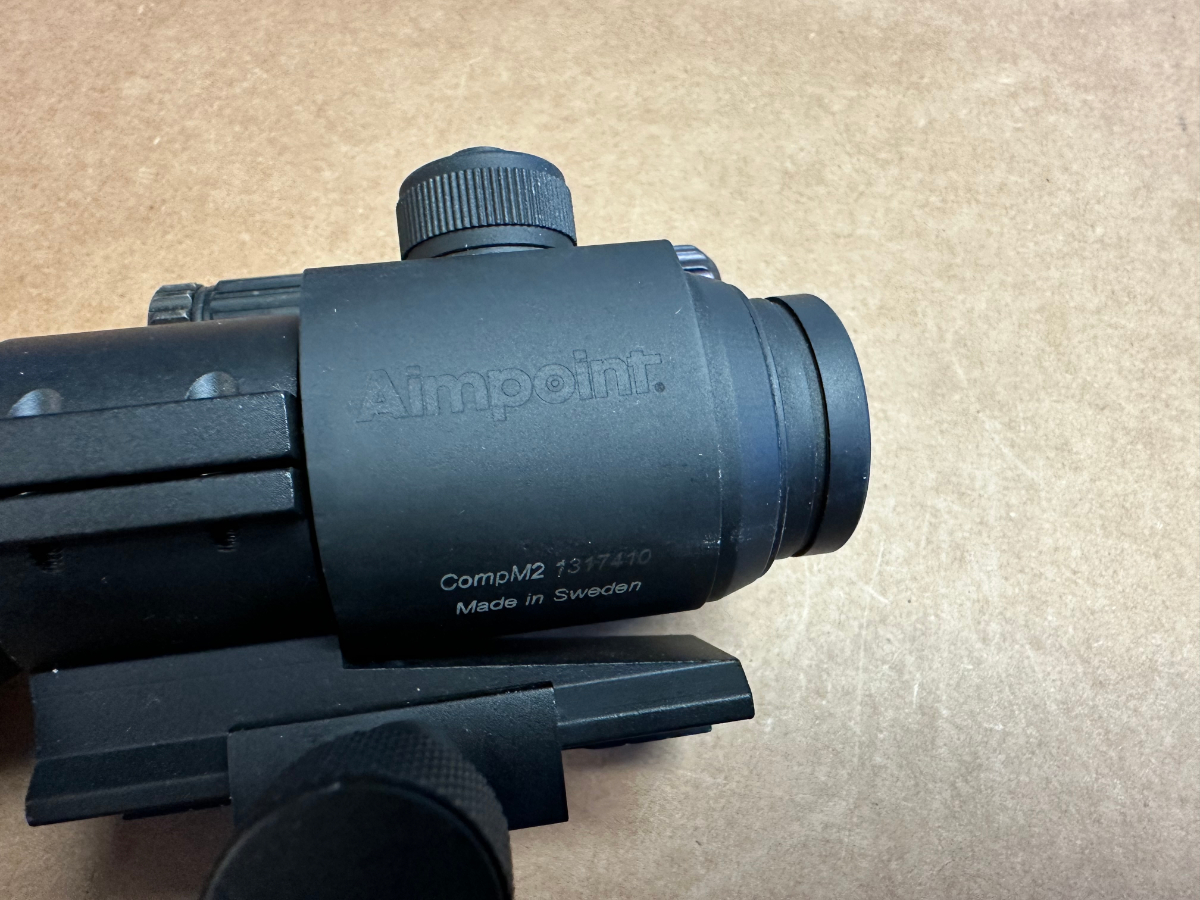 AIMPOINT COMPM2 RED DOT SIGHT IN GREAT CONDITION INCLUDES MOUNT NICE ...