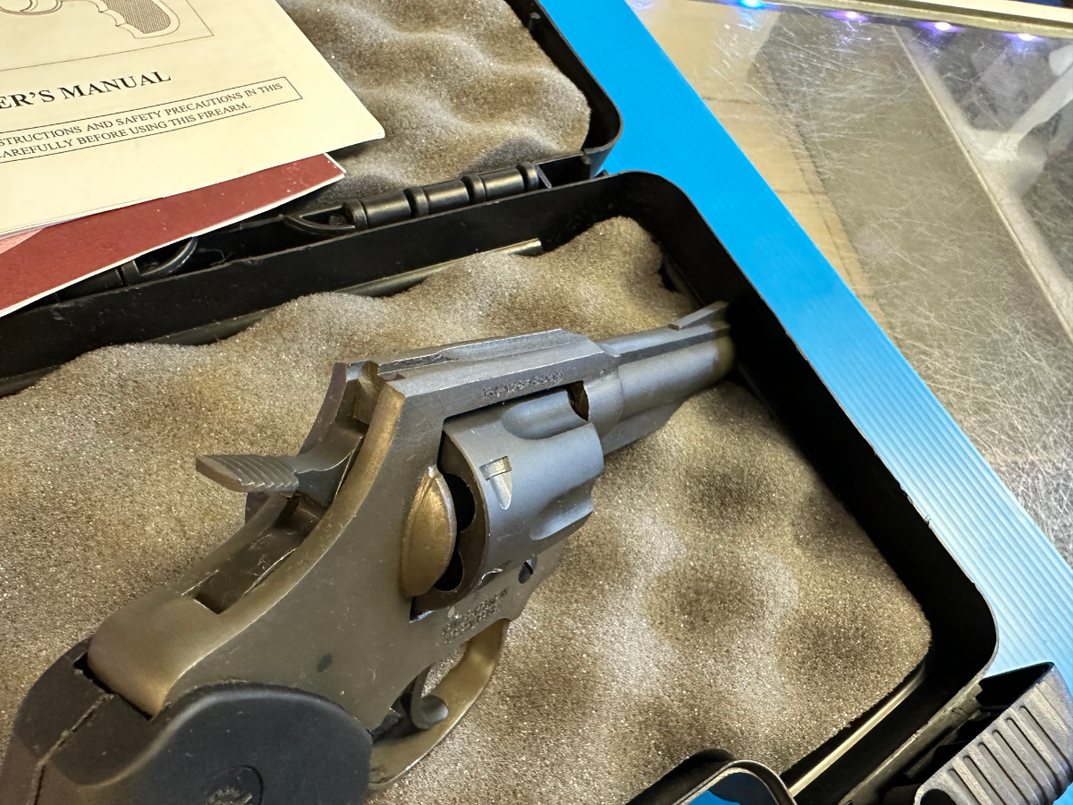 Rock Island Armory M200 Medium Frame 6rd 4 Inch Black Parkerized Steel ...