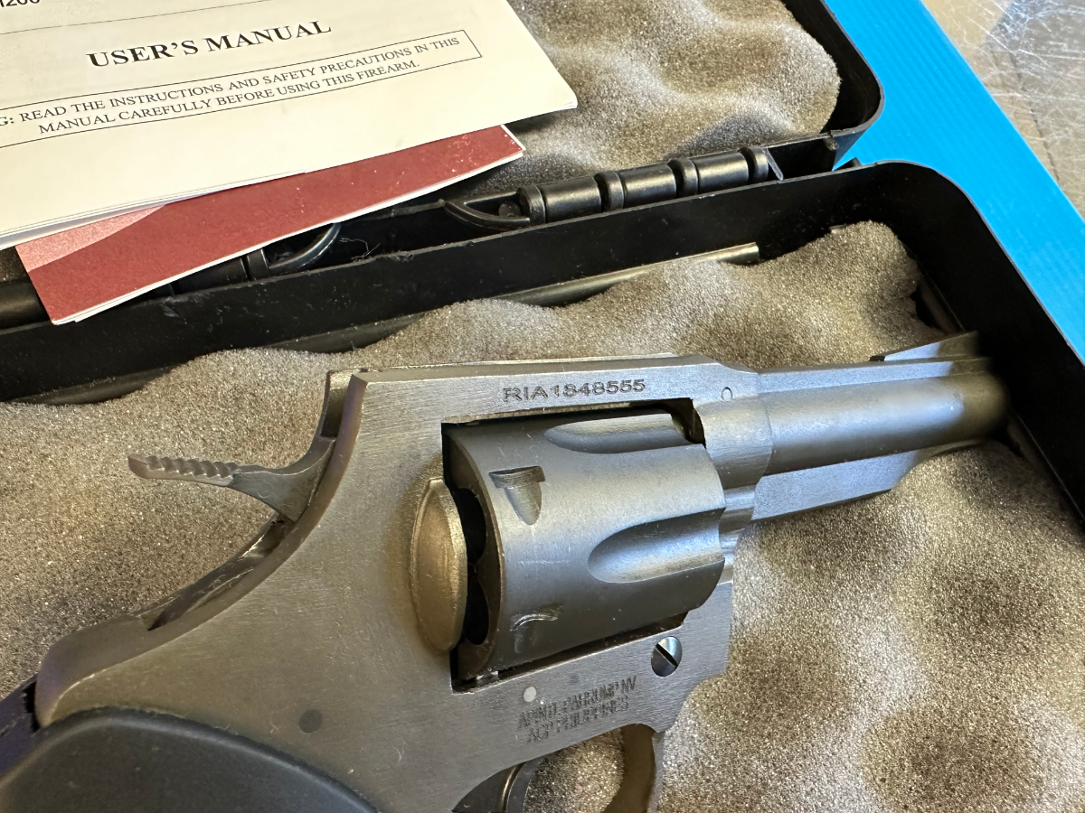 Rock Island Armory M200 Medium Frame 6rd 4 Inch Black Parkerized Steel ...