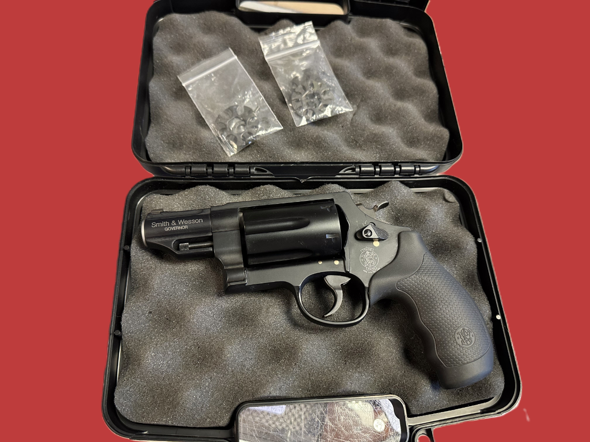 Smith & Wesson Governor 45 Colt (LC) Or 2.50" 410 Gauge, 2.75" Black ...