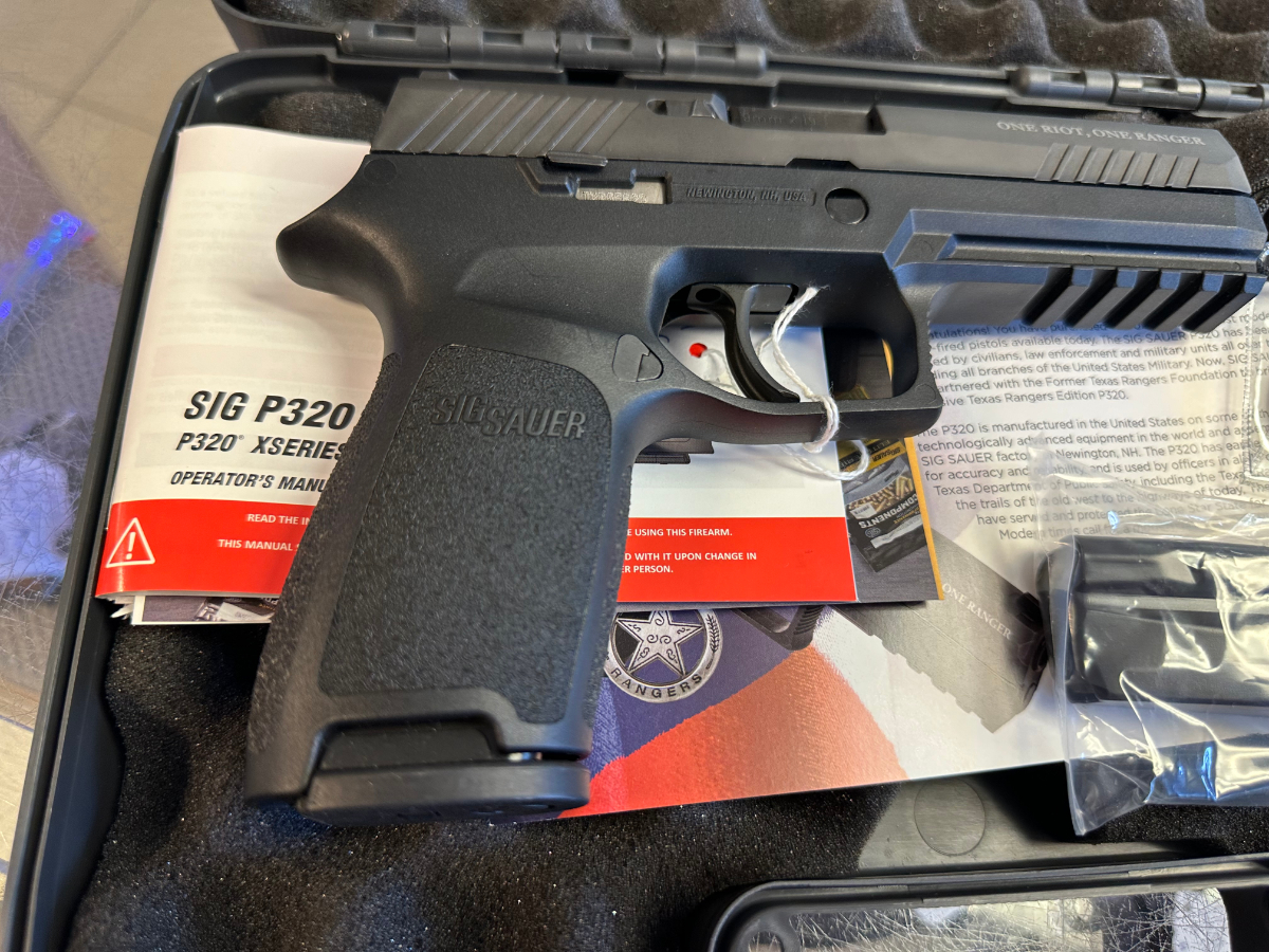SIG Sauer P320 Texas Ranger 4.7 Inch 17+1 9mm WITH NIGHT SIGHTS AND ...