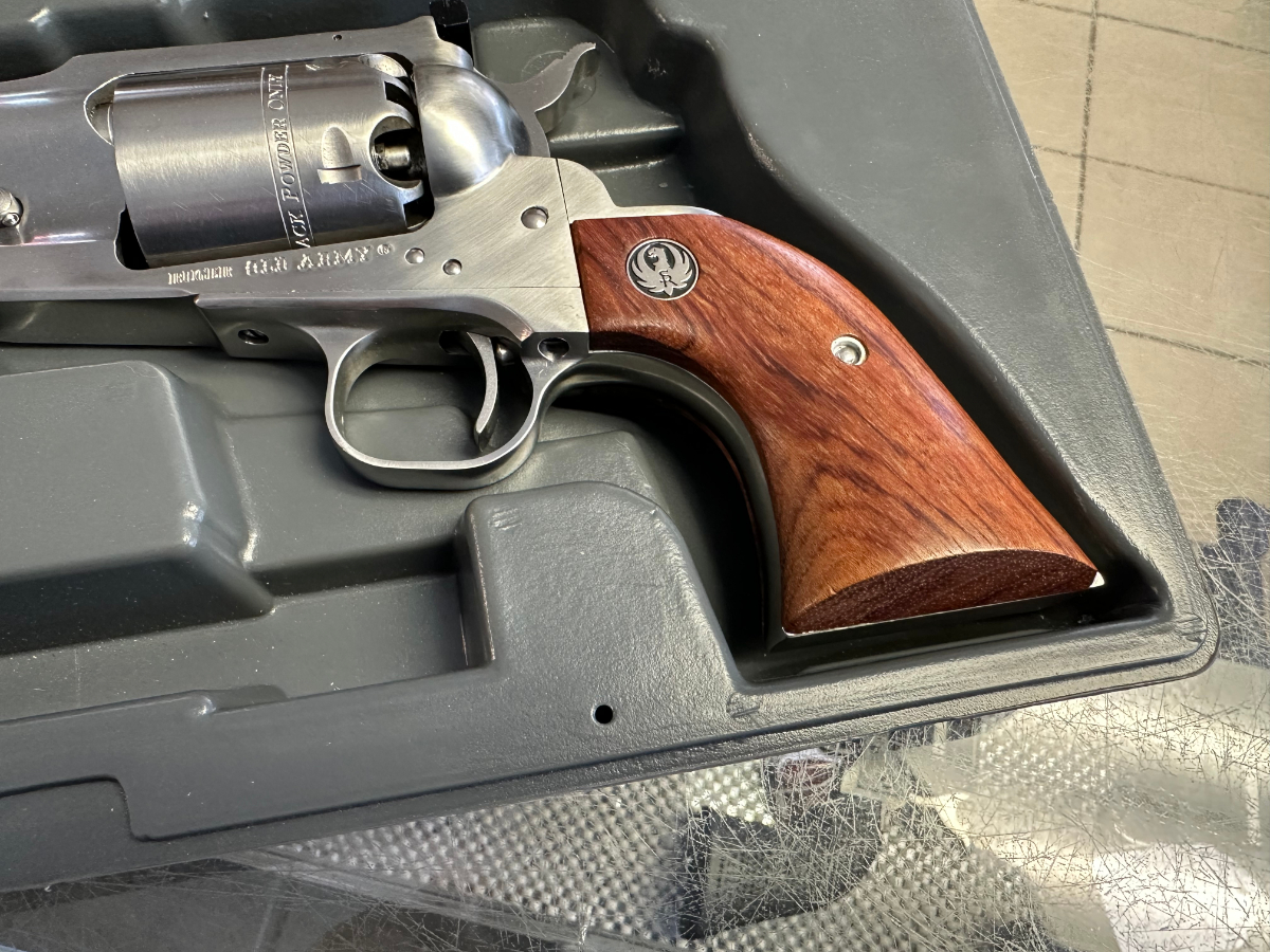 Ruger MODEL OLD ARMY BP CAP AND BALL STAINLESS 7.5" BARREL IN GREAT ...