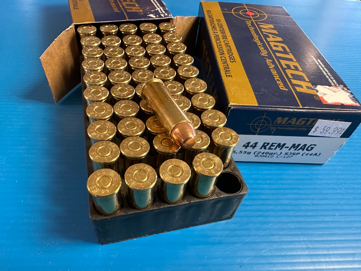 Nice Lot Of 100 Rounds Of 44 Rem Magnum 240 Grain Jacketed Soft Point ...