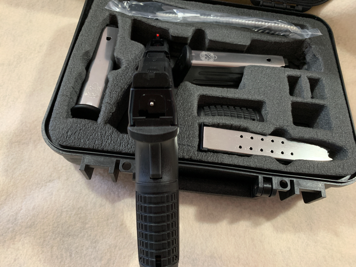 Springfield Armory - XD-M black 5.25” barrel fiber optic front sight ...