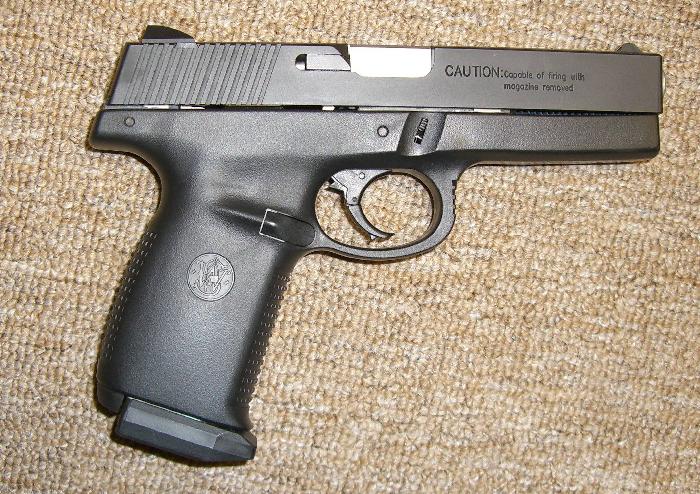 Smith & Wesson Model Sw40f Semi Auto Pistol In .40 S&W Caliber For Sale ...