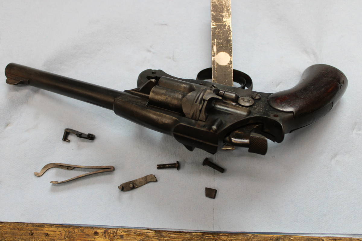 Enfield 1882 Mk1 .455 Revolver Parts Gun. North West Mounted Police ...
