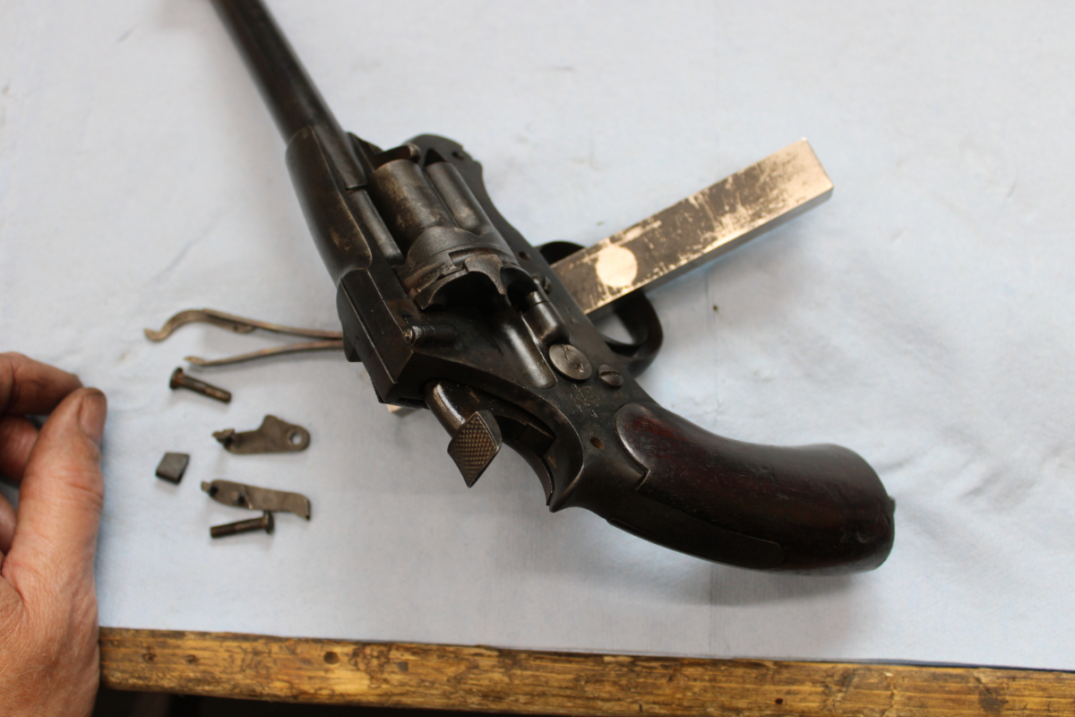 Enfield 1882 Mk1 .455 Revolver Parts Gun. North West Mounted Police ...