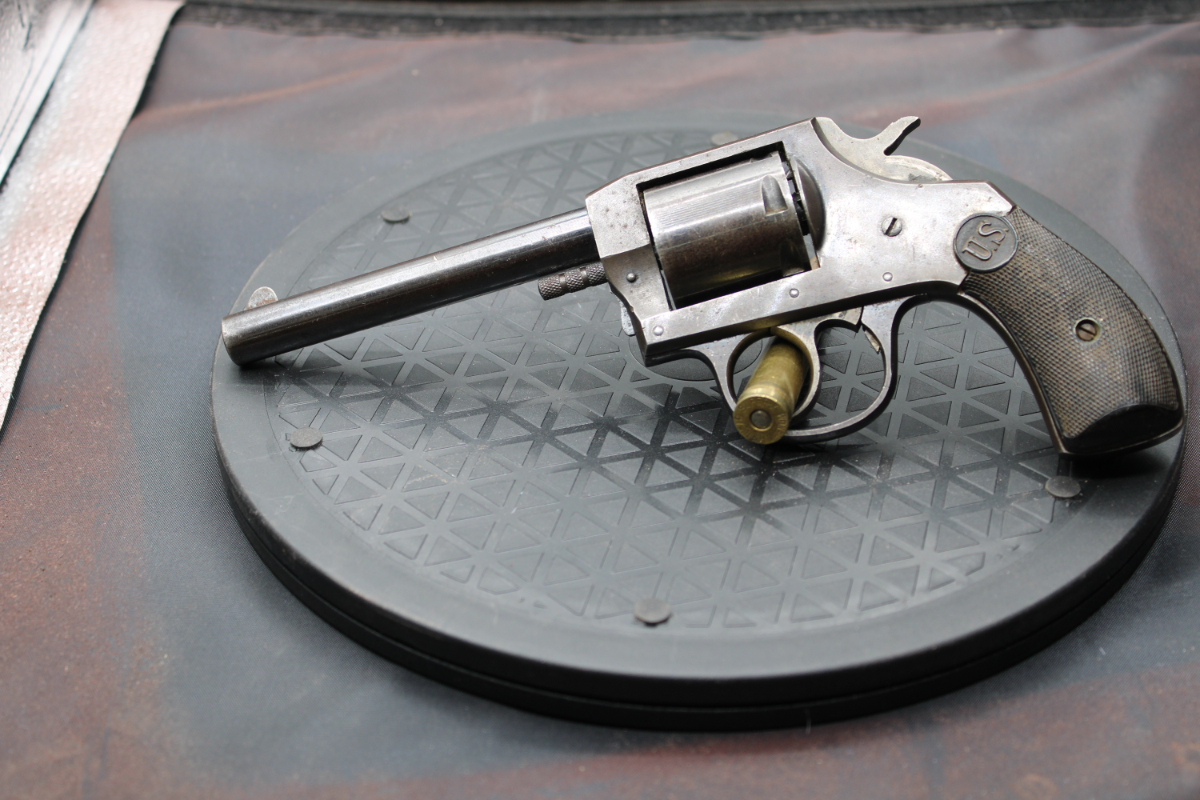U.S Revolver Co. U.S. Revolver Co. .32 Long Colt 6 Round. Revolver .32 ...